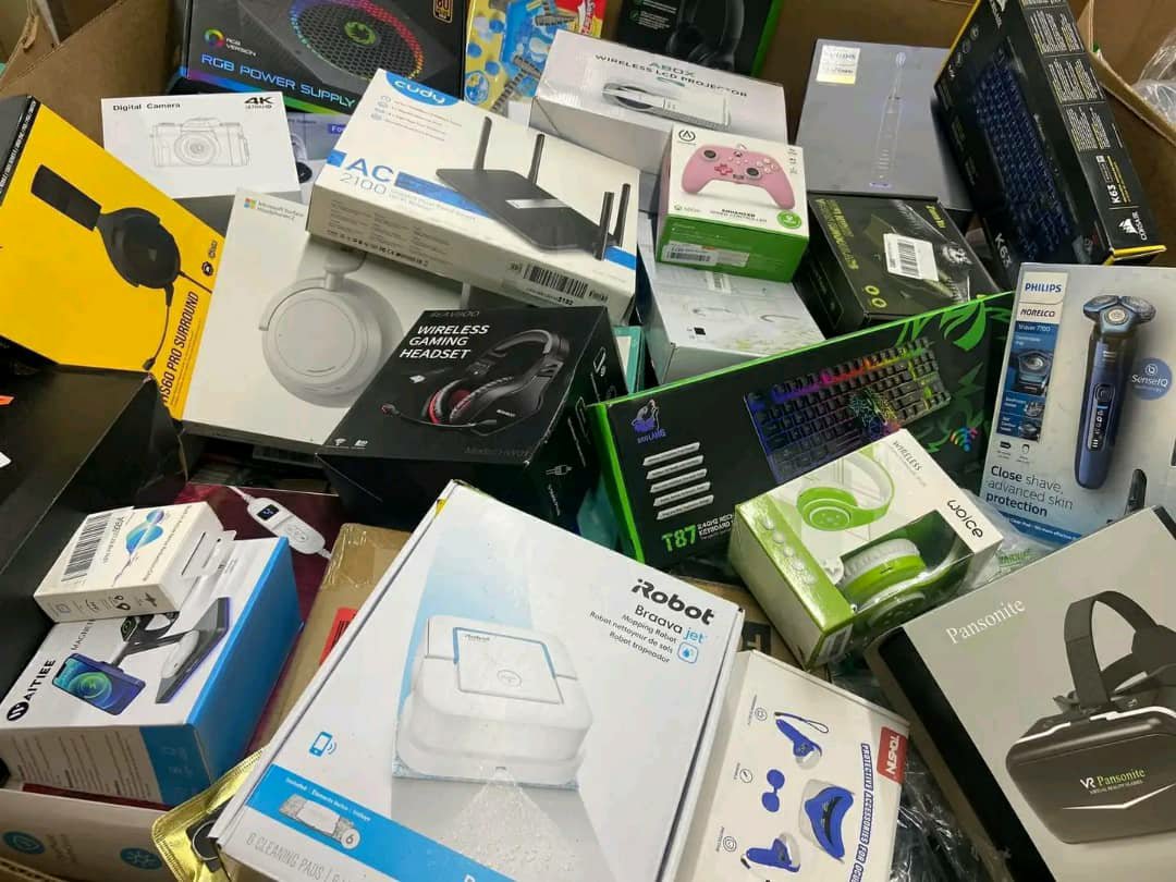 Mix Electronic Pallets - Pallets Liquidation