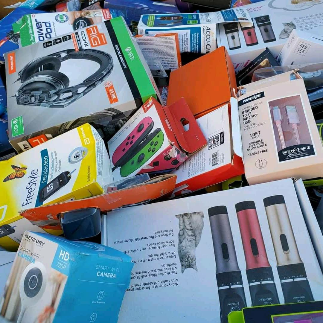 Mix Electronic Pallets - Pallets Liquidation